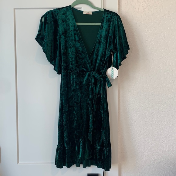 Hummingbird | Dresses | Nwt Velvet Green Wrap Dress | Poshmark